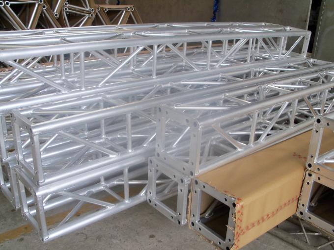 300mm Screw Bolt Aluminum Square Truss System For Swimming Pool
