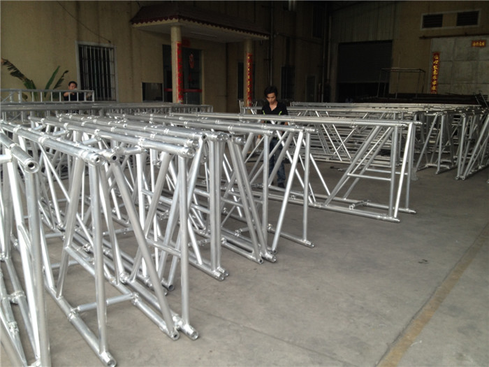 Thick Square Folding Stage Truss 600x1200 mm Trussing System for Indoor ...