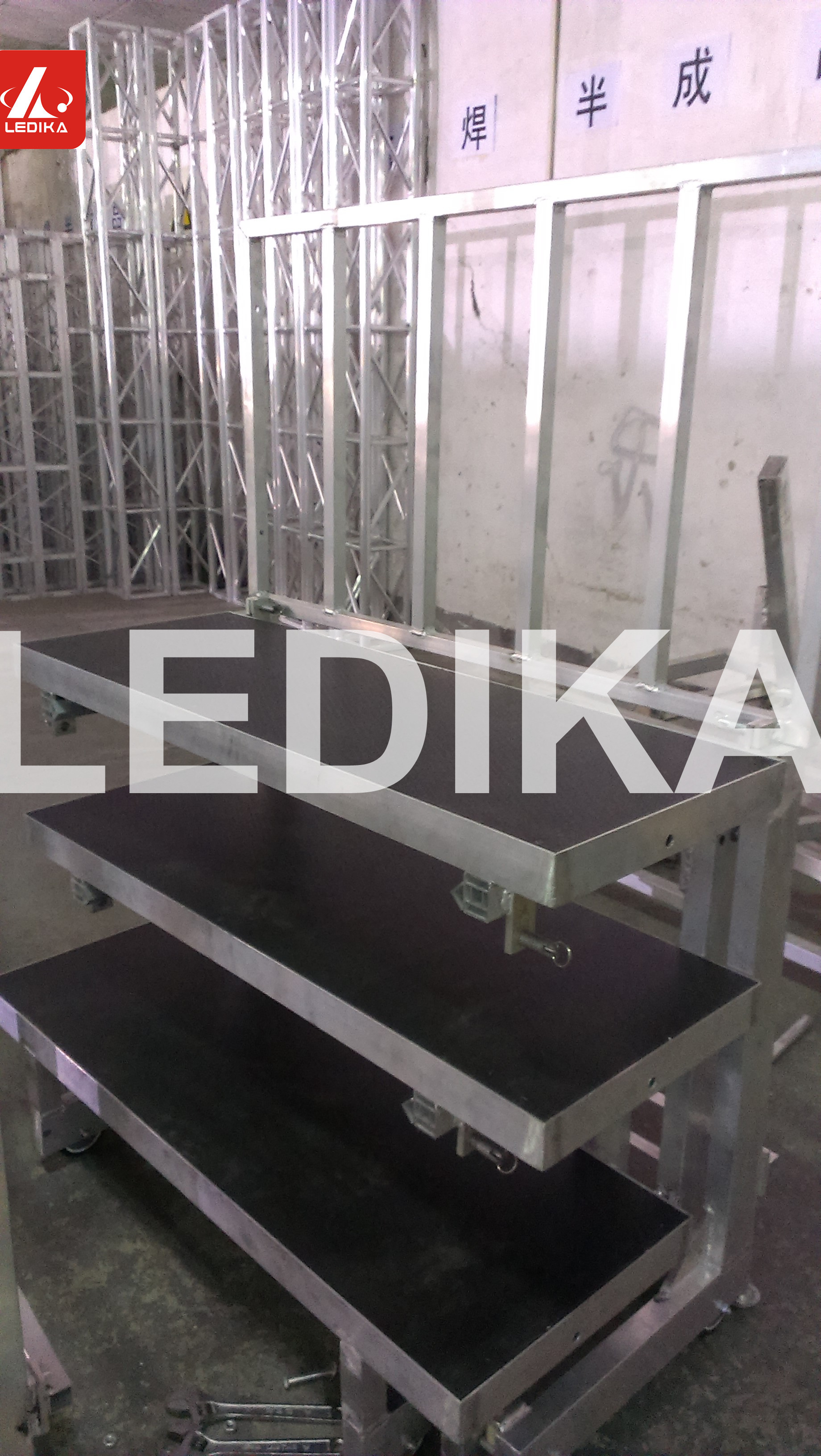 Music Room Step Stool Aluminum Stage Platform Concert Choral Folding Seat