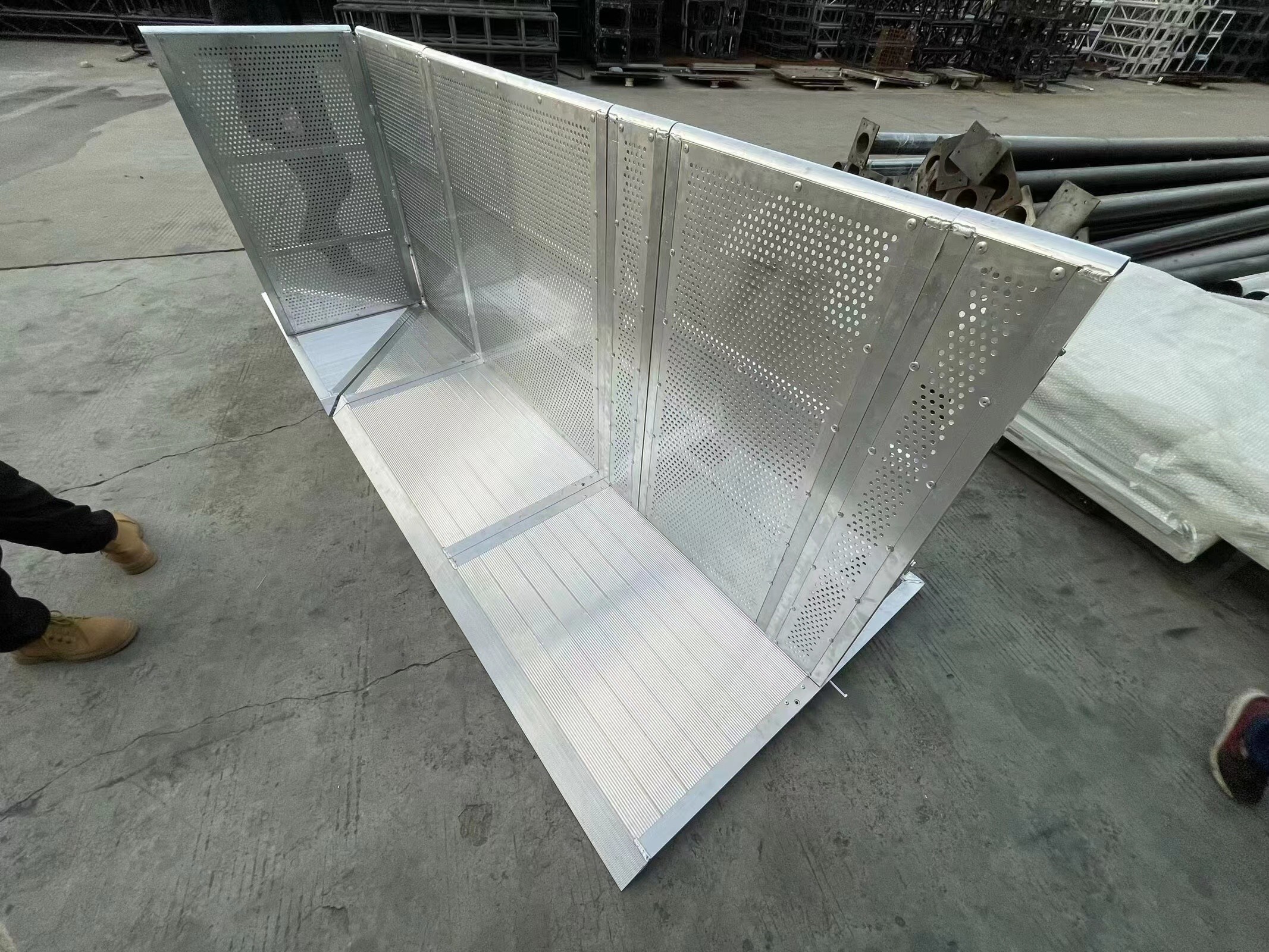 Concert Crowd Control Security Fence Foldable Road Safety Barrier ...