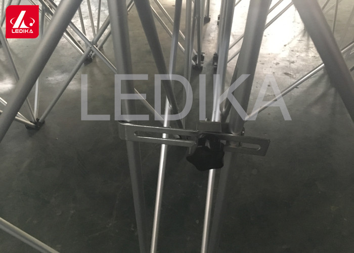 Highly Performing Retractable Assembly Easy To Install Small Aluminum Stage